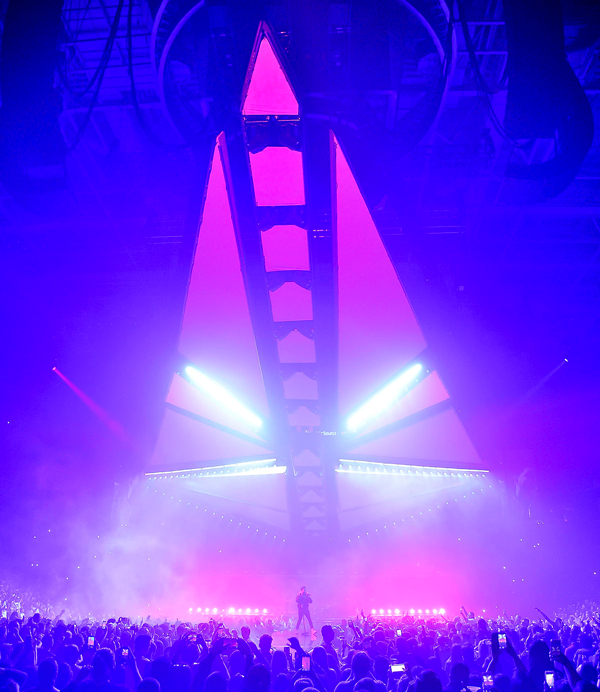 Sooner Routhier's Lighting for The Weeknd features Spikie and BMFL ...