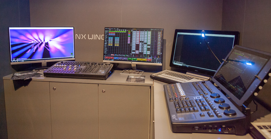 ONYX console line partnership by Obsidian Control Systems and Capture ...