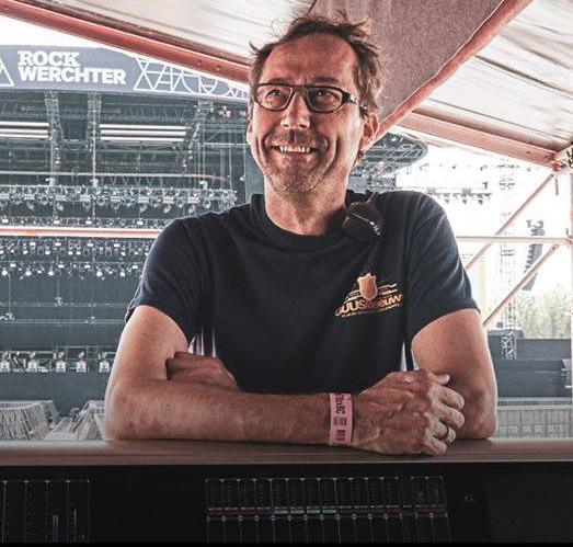 Adamson Launches CS-Series of Powered Speakers, Soft & Rack Systems ...