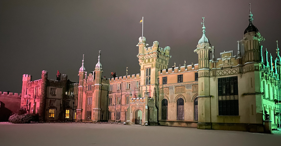 Knebworth House in a New Anolis Light | SoundLightUp.
