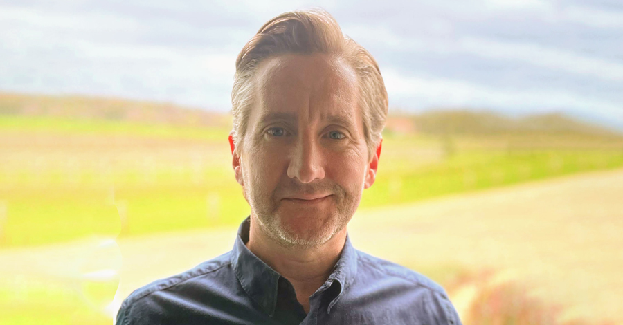 Matt Hallard joins Ayrton sales team | SoundLightUp.