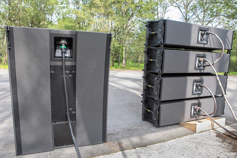 L-Acoustics L2, the first listening session in Marcoussis | SoundLightUp.