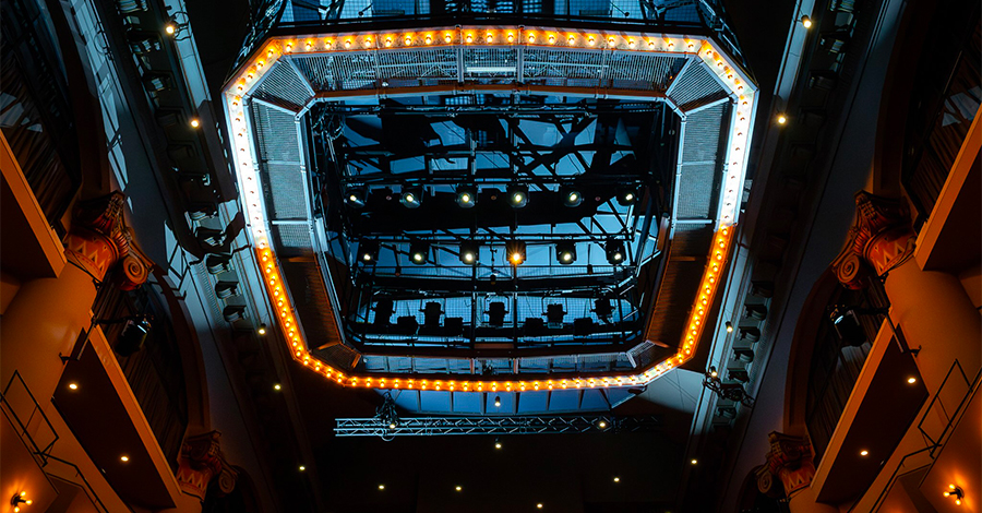 Ayrton Diablo brings technology up to date at Theater De Maagd in The Netherlands | SoundLightUp.