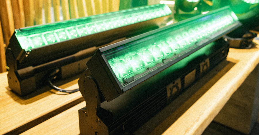 GLP WILDBAR 16: MAXIMUM POWER FOR INDOOR AND OUTDOOR USE | SoundLightUp.